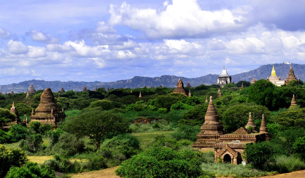 Why you should visit Bagan, Myanmar. - What Amy Says