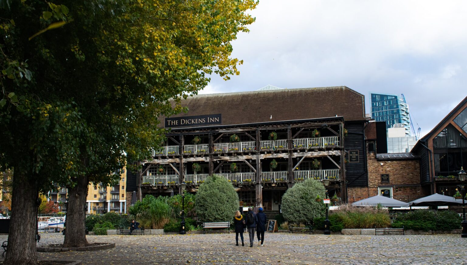 The Best Pubs in Wapping, London - What Amy Says